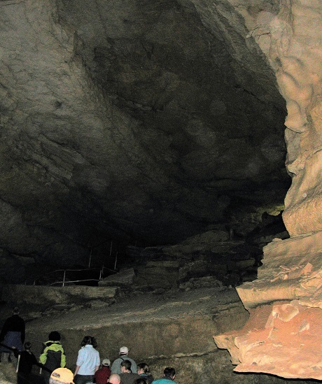 Cave – Poetry, Short Prose and Walking